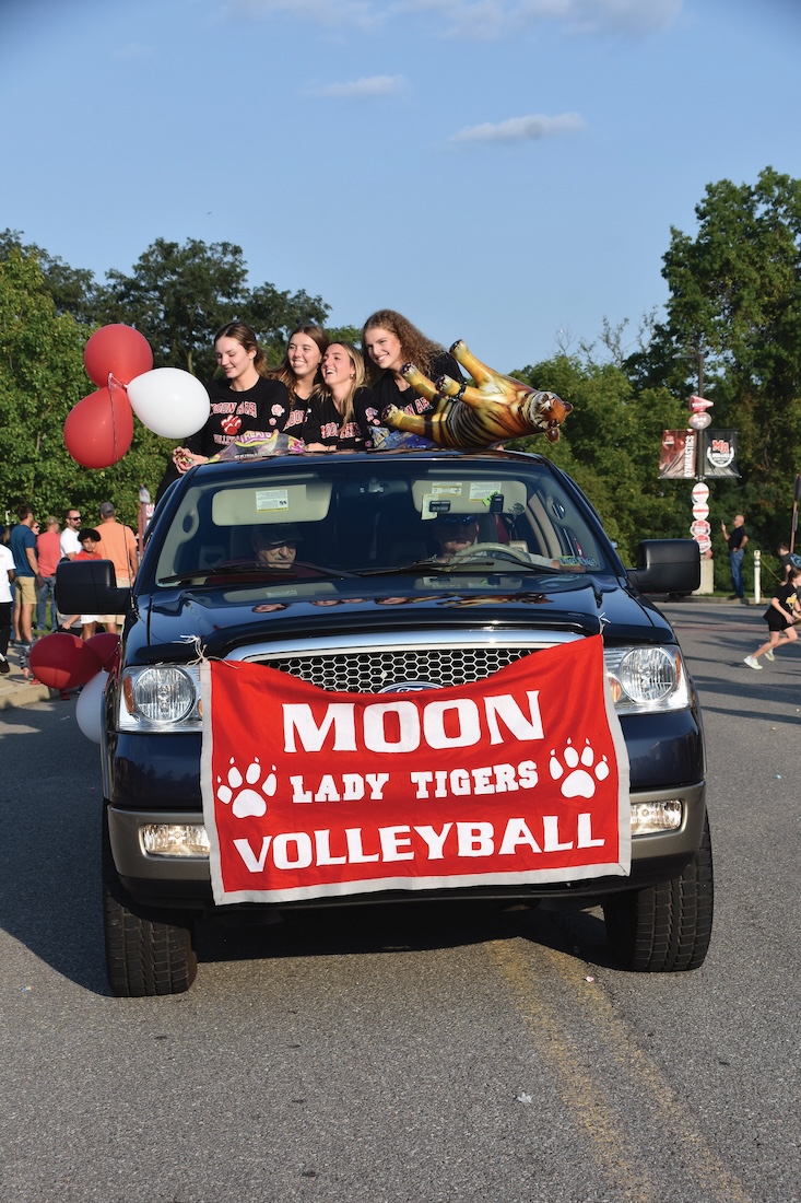 Moon Area High School homecoming carnival | West Hills Gazette